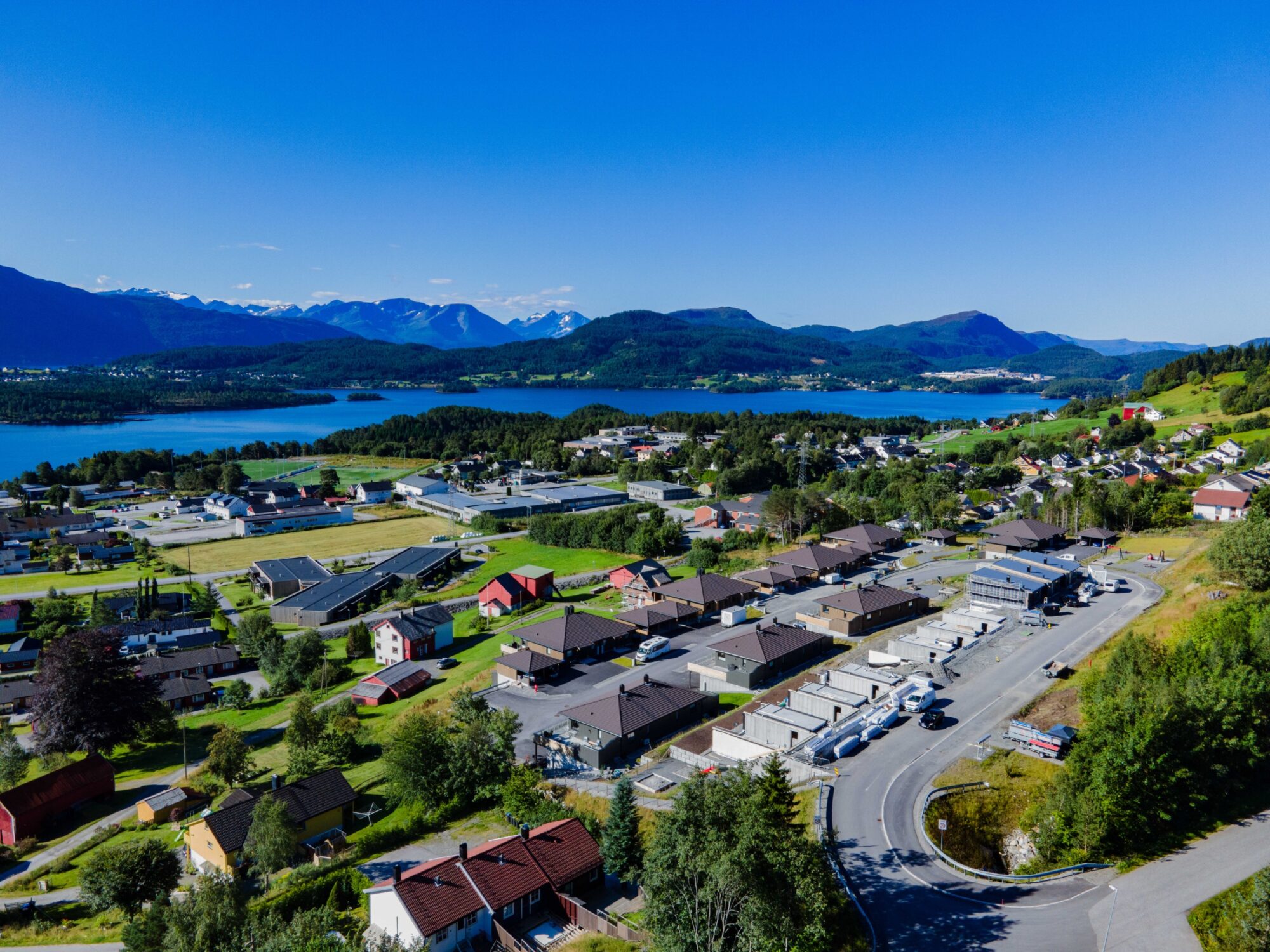Nihusbakken Bustadfelt Skodje Einebustader I Rekke Med S rs Flott Nihusbakken Bustadfelt Skodje Einebustader I Rekke Med S rs Flott